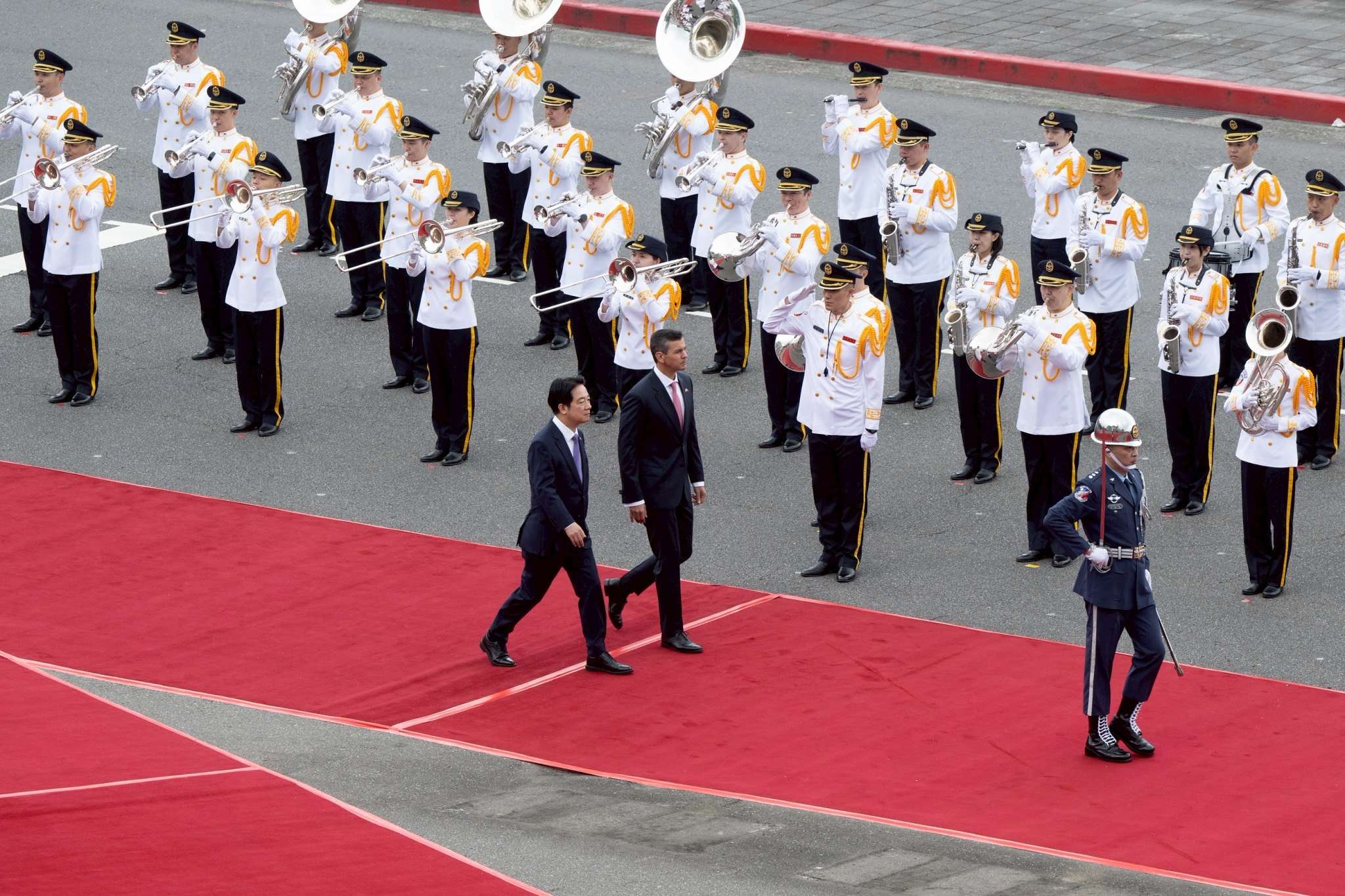 Paraguayan president welcomed with military ceremony-News-Radio Taiwan ...