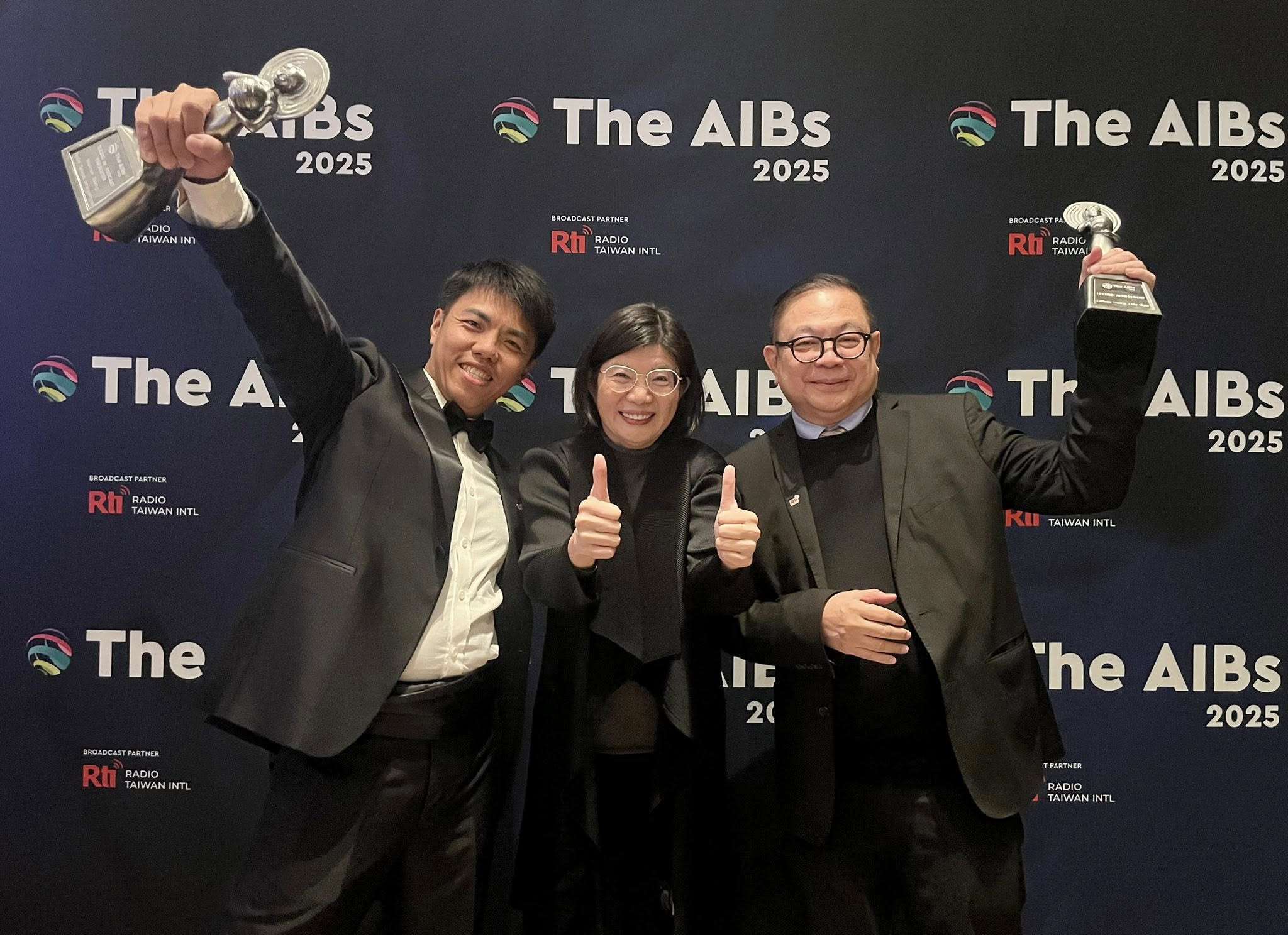 Rti中央放送局の黄佳山氏と曾偉旻氏がThe AIBsを受賞、「台湾の声」を国際社会に届ける-ニュース-財団法人中央廣播電台(中央放送局)ニュース・番組制作、放送に関する規約