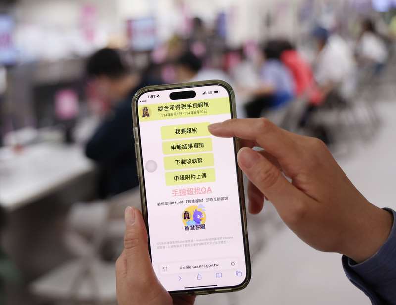 報稅首日至傍晚統計逾33萬件 申報、手機報稅居大宗-新聞-Rti 中央廣播電臺