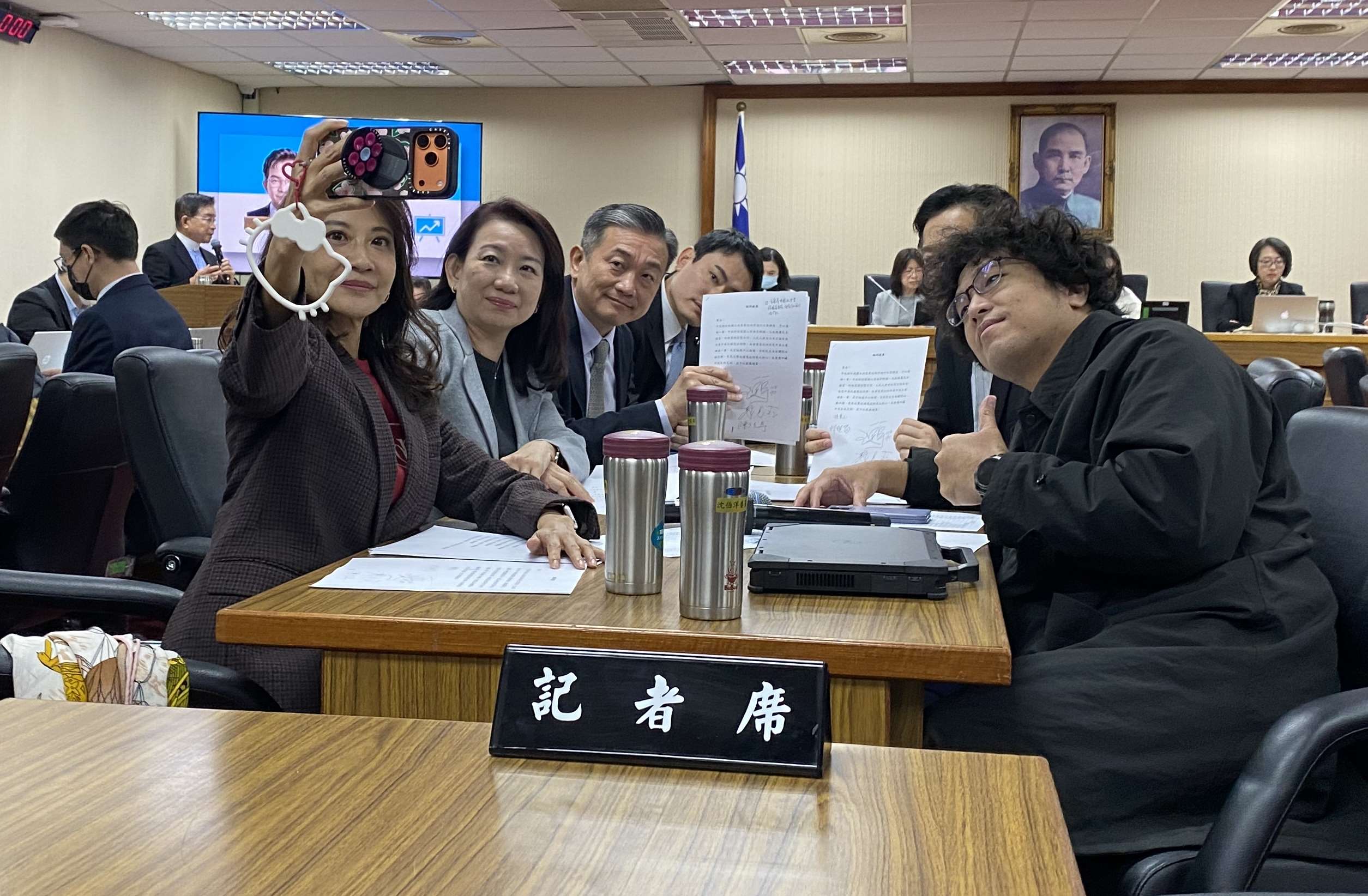 立院外委會通過聲援沈伯洋提案 籲中共應自我克制 -新聞-Rti 中央廣播電臺
